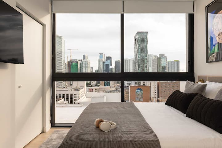 Trendy 2br Retreat In Downtown Miami Free Parking - Miami