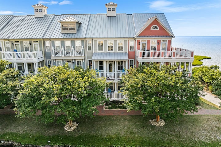 Sunset Island 36 Canal Side Mews West - Ocean City, MD