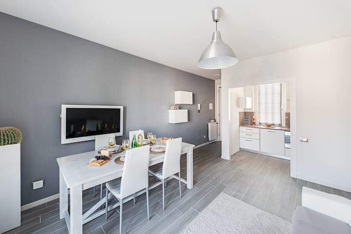 Appartamento Mazzini 25 By Whale Homes - Sirmione