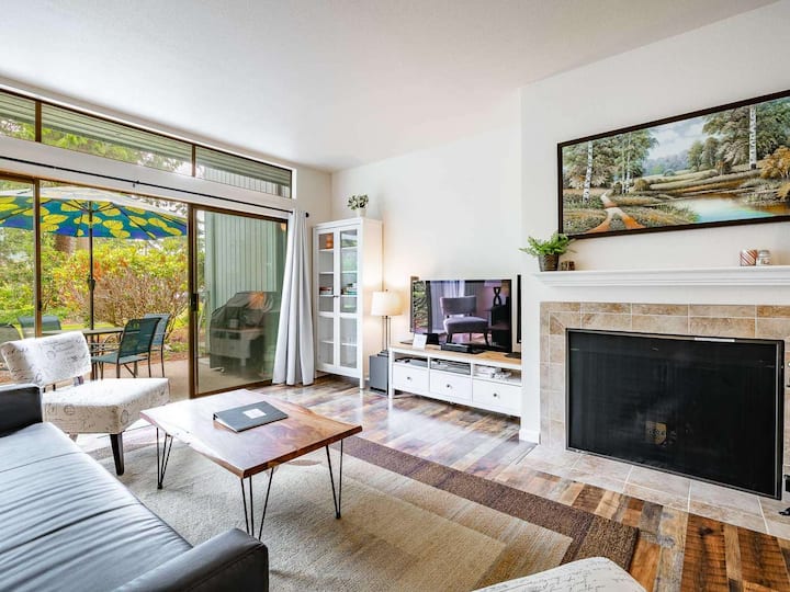 Ground Floor View 2 Bed Condo In The Heart Of Birc - Birch Bay, WA