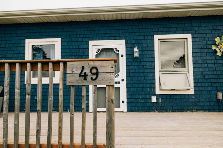 Forest Hills Cozy Blue Left Side - Cavendish