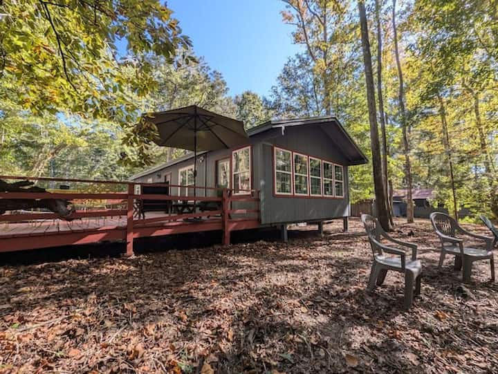 Pine Mountain Cabin With Fire Pit And Wildlife - Pine Mountain, GA