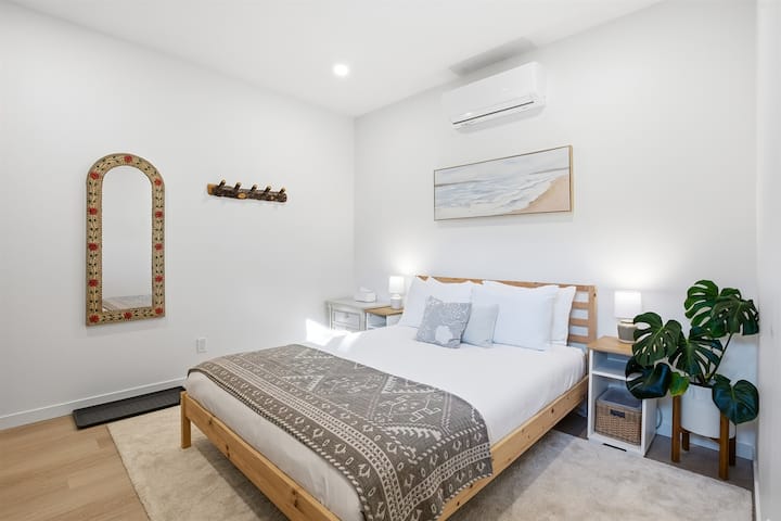 Offshore Inn A- Studio, Modern, Close To Little Be - Ucluelet