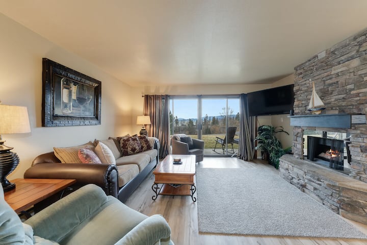 New! Mountain Views | Patio | Ac! - Bigfork, MT