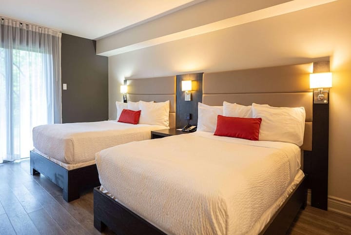 Dlx 2 Double Water Front | Ramada On The Rideau - Ottawa