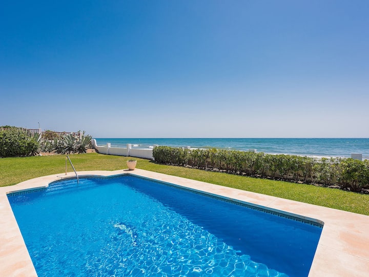 Villa En Bord De Mer Pour 7 Personnes Avec Piscine - Marbella