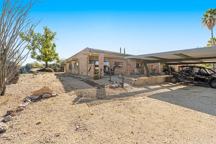 Calming 1br Condo | Patio | Pool | Fireplace - Carefree, AZ