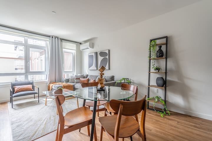 1br | Gym, Views | Bellevue | Sophari Parkside J - Bellevue, WA