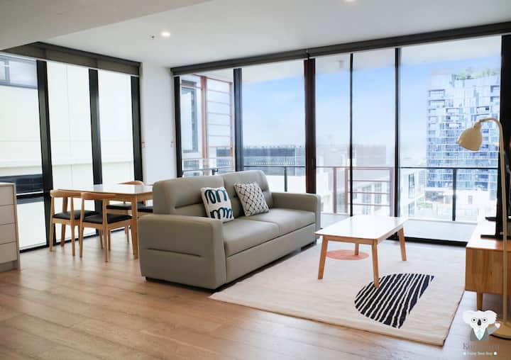 Kozyguru | South Brisbane | Prime Skyline Retreat - Brisbane