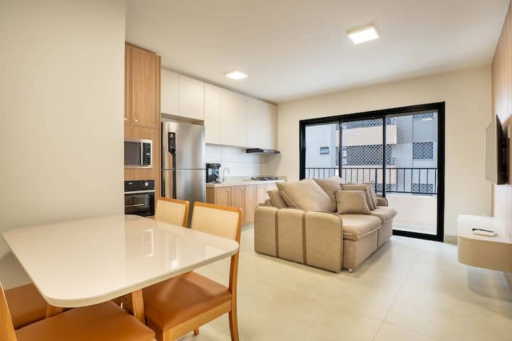 Apto 2q, Andar Alto No Setor Bueno - 戈亞尼亞