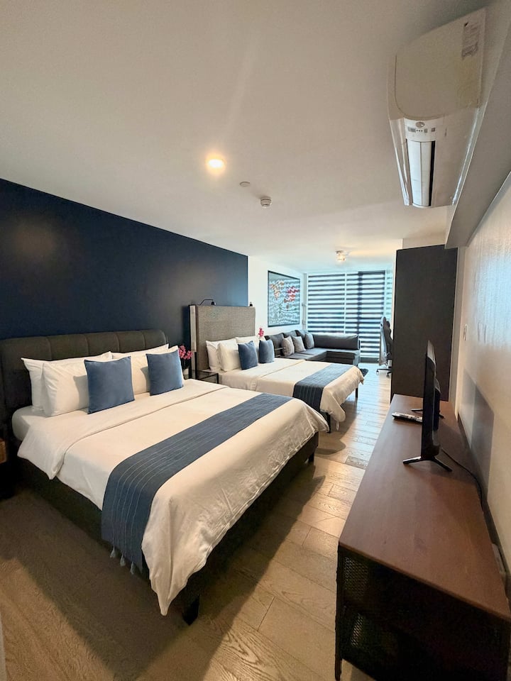 Double Queen Bed Oasis (Sleeps 6) - Makati