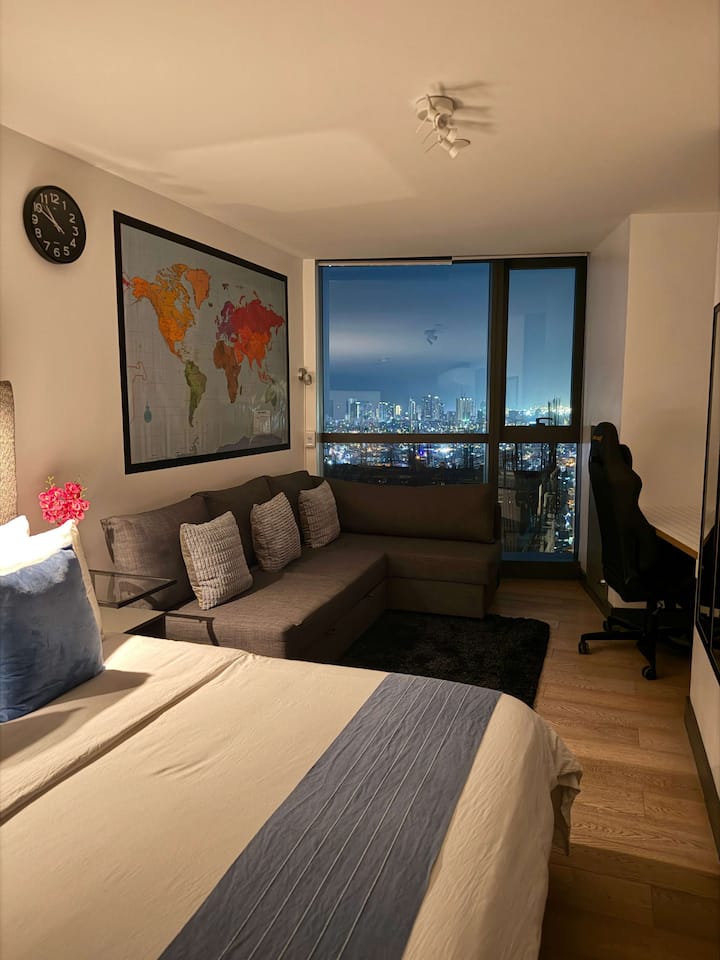 Double Queen Bed Oasis (Sleeps 6) - Manila
