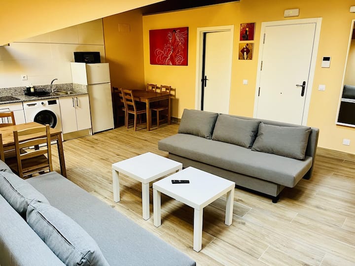 San Nicolás 302 Junto A Laurel Y Catedral Grupos - Viana