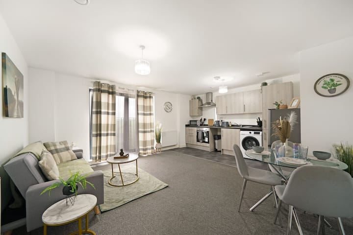 Heathrow Gateway Apartments With Private Parking53 - Slough