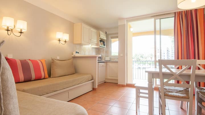 Pierre Et Vacances - Appartement 6 Personnes - 2 C - Mandelieu-la-Napoule