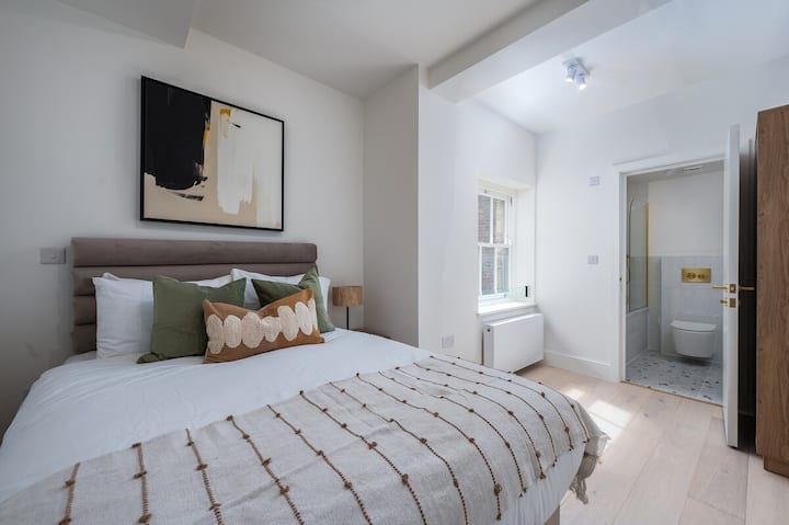 Vesto | Modern One Bedroom Apartment By The Beach - Brighton