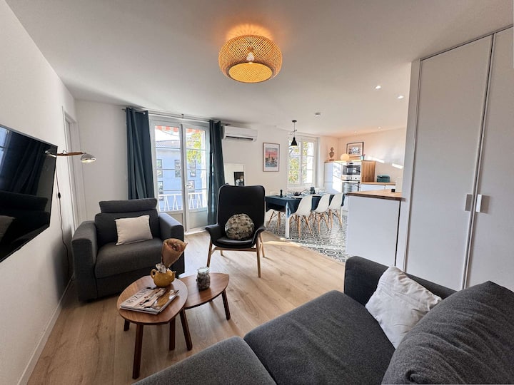 Appartement Rénové Cœur De Ville - 5 Pers. - Sanary-sur-Mer