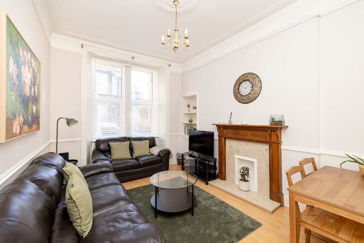 Refined 2-bed Flat With Classic Edinburgh Charm - Edimburgo