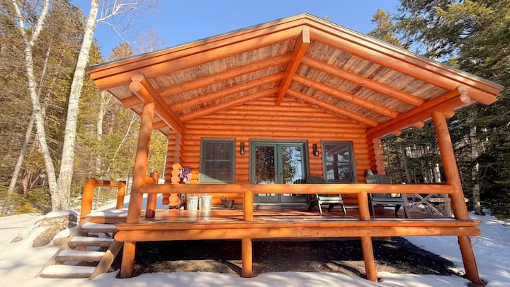 Fisherman's Cabin | Romantic Couples Getaway. - Greenville, ME