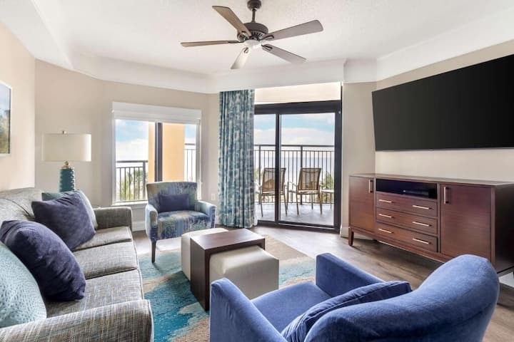 Beachfront Bliss In A Modern Ocean View Suite - Myrtle Beach, SC