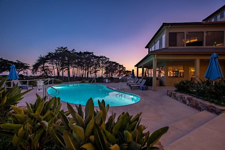 Suite W/ Private Balcony | 5 Miles To Capitola - Aptos, CA