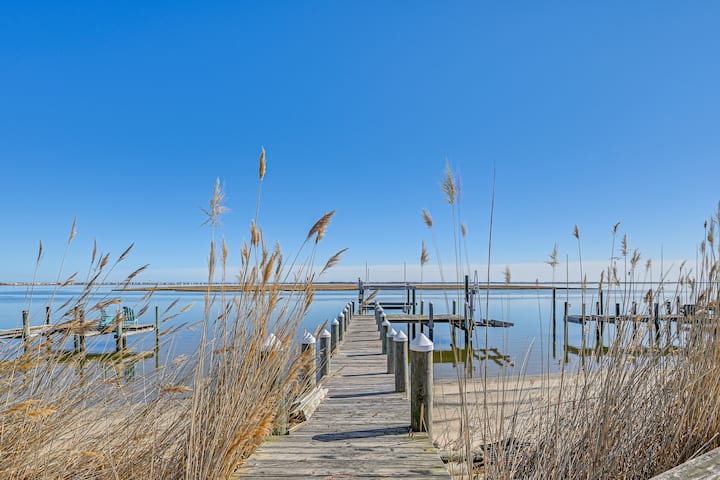 Private Pool, Dock & Beach: Stafford Township Gem - Beach Haven, NJ