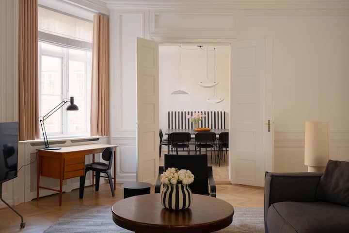 Nyhavn63 Suites - Canalside - 4 Bedrooms - Copenhagen
