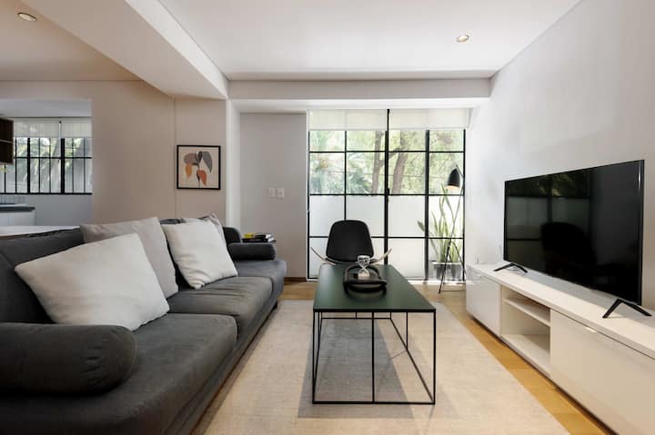 W* | Engaging 2br Retreat In Trendy Roma Norte - Mexico