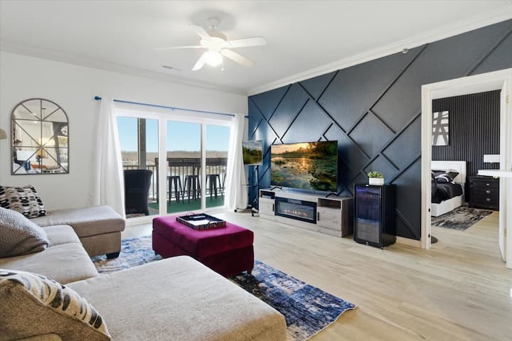 Modern Condo At 11mm In Sunrise W/ Pwc & Boat Slip - Sunrise Beach, MO