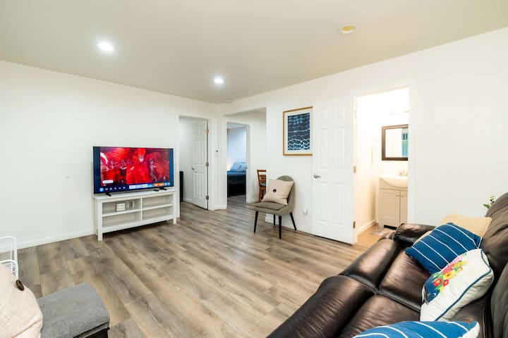 Foothills La Family Friendly House - Covina, CA