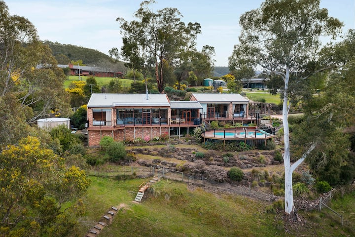 Arkadia | A Yarra Valley Retreat With Pool & Court - Yarra Glen