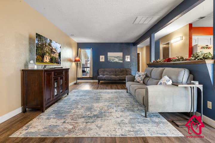 Cozy Comfort At Loma Del Rey - An Irvie Home - Albuquerque, NM