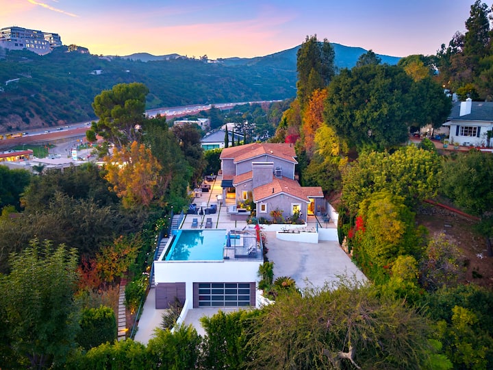 Casa Bellagio • Bel-air Hills Retreat • Game Room - Los Angeles, CA