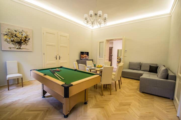 Royal Apartment With Sauna And Billiards - Prague