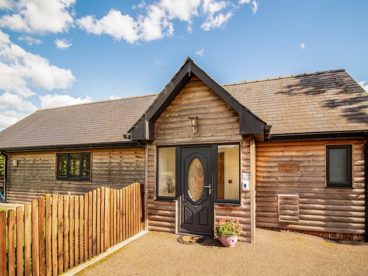 Caban Nant Ddu - Ukc8194 - Llandrindod Wells