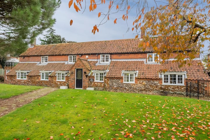 Cheney Hollow - Heacham