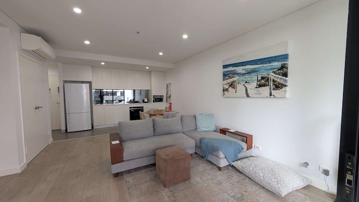 City & Coast | Central Wollongong Apartment - University of Wollongong, Wollongong campus