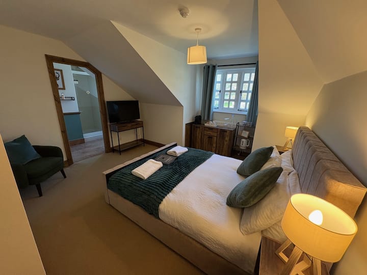 King-exécutif-sdb Privée Avec Douche-vue Sur La Ca - Blandford Forum