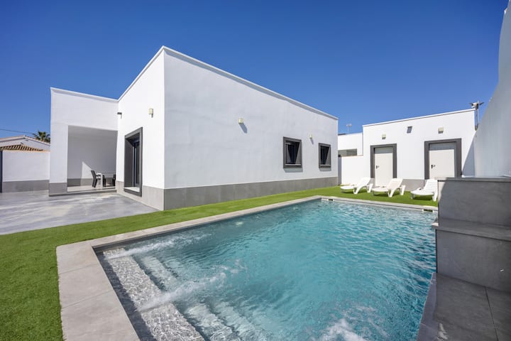 Villa Infinity 2 - Cádiz