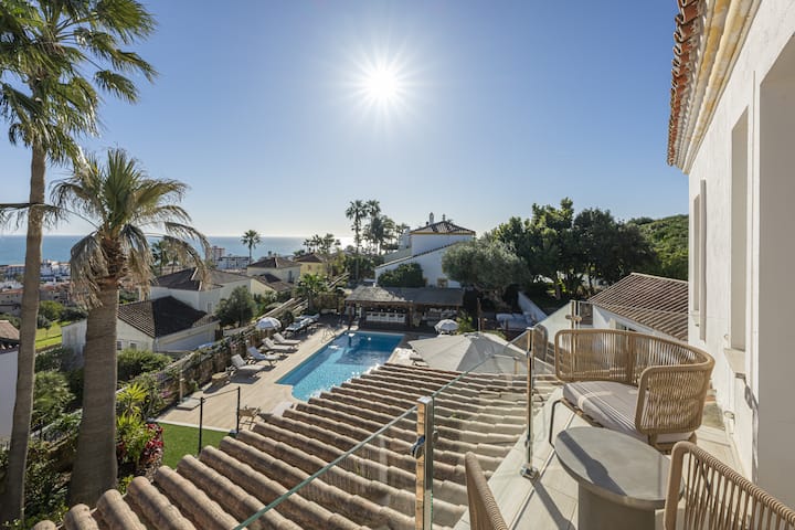 Stunning 5-bed Villa With Private Pool - Casares