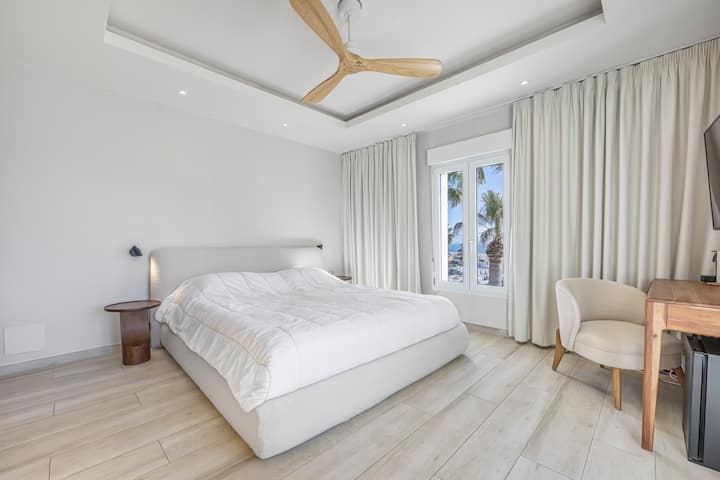 Stunning 5-bed Villa With Private Pool - Casares