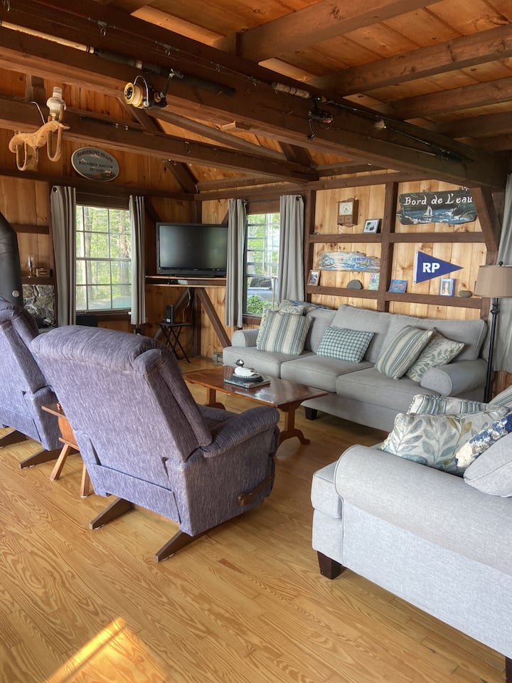 Bord De L'eau By Sea Maine - Boothbay, ME