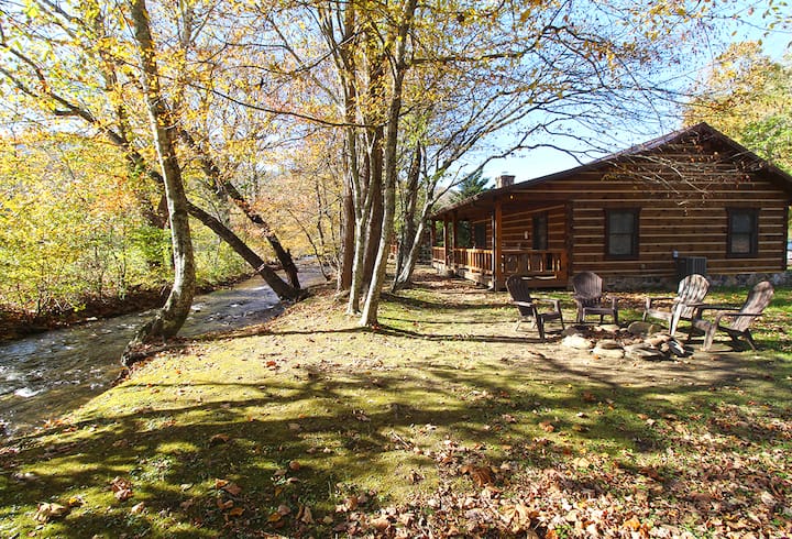 Bear Creek Cabin On The Creek - Cherokee, NC