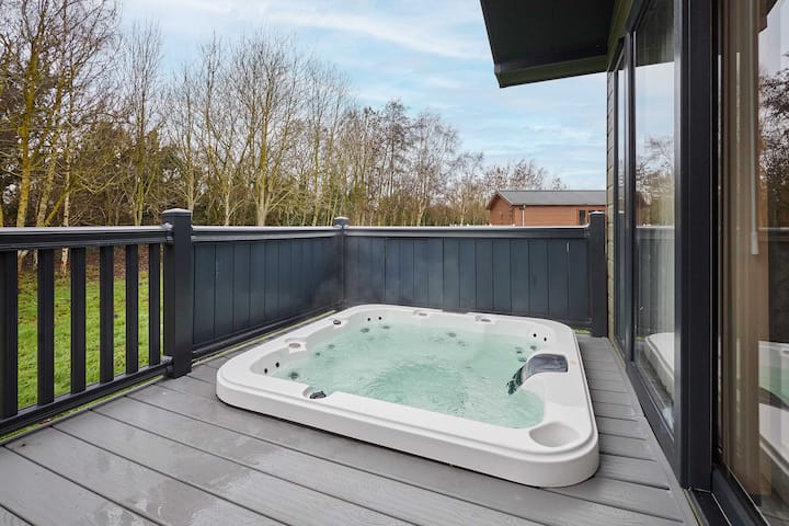 Host & Stay | Gre41a Malton Pines Lodge - Malton