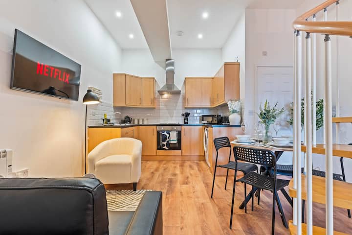 Stylish 3br Liverpool | Free Parking - Guernsey