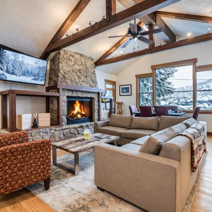 Luxurious Park City Home With Private Hot Tub! 145 - Park City, UT