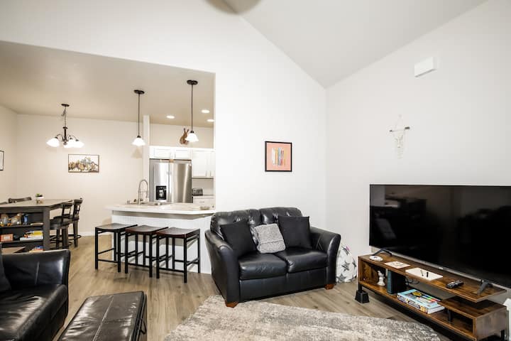 Tamarack Mountain Retreat - Donnelly, ID