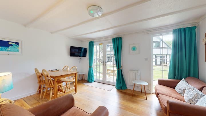 No.31 Tudor Court, Tolroy Manor - Hayle