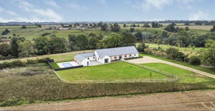 Luxury Cotswolds Estate With Pool - コッツウォルズ