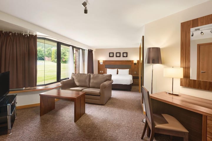 Business Room | Wyndham Telford | Severn Valley - Telford